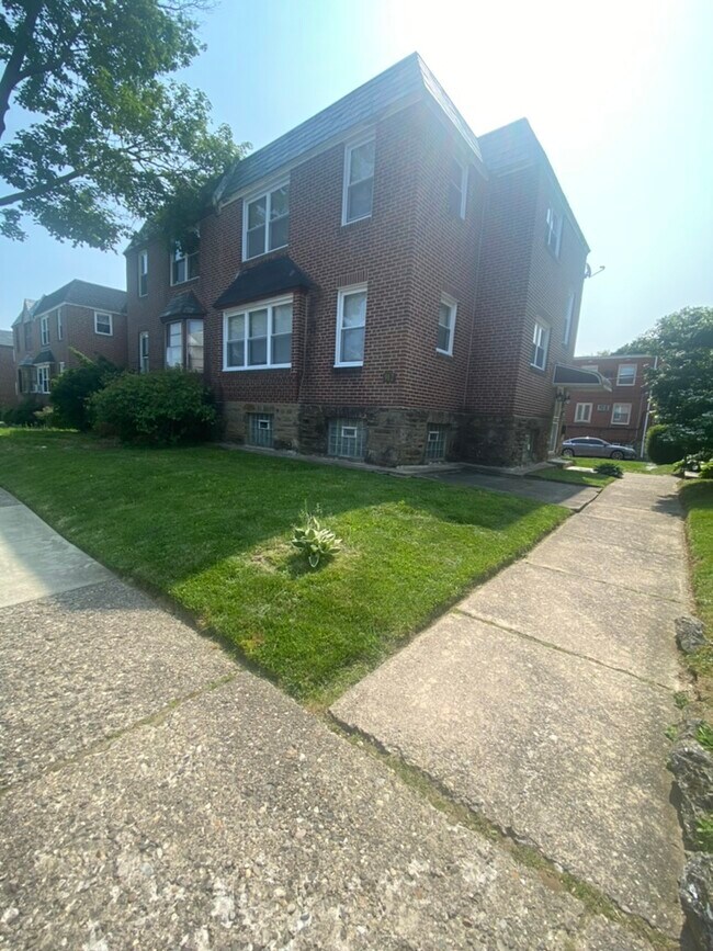 912 East Sharpnack Street - Townhome Rental in Philadelphia PA ...