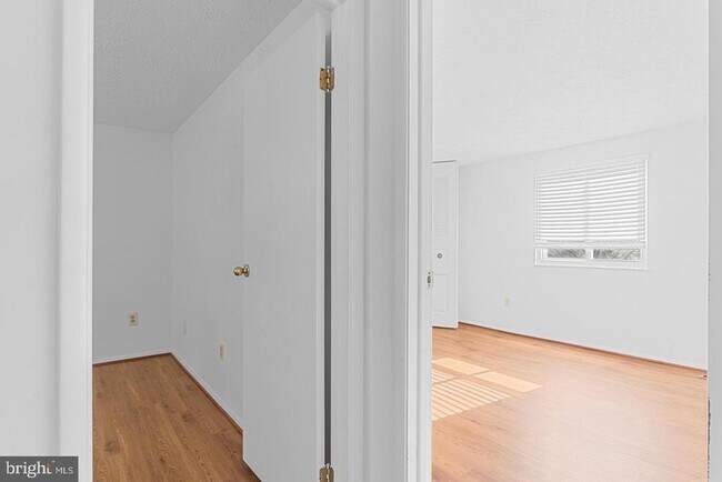 9708 Water Oak Dr Rental - House Rental in Fairfax, VA | ForRent.com