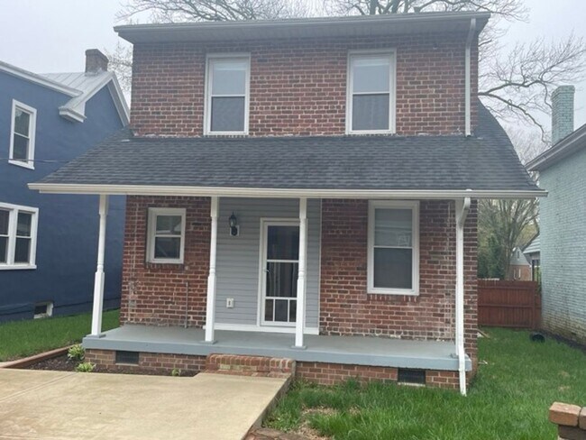 Amazingly Beautiful Home with all the Extras! - House Rental in ...