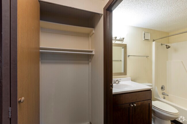 Windrush Apartments - North Fort Myers, FL | ForRent.com