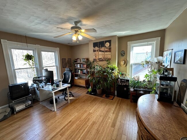 1781 William Howard Taft Rd Off-Campus Housing, Cincinnati, OH