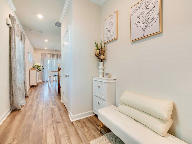 Like new Larkhaven Hills home that has it ... - House Rental in ...