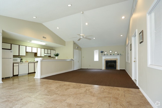 Summer Key Apartments - Decatur, AL | ForRent.com