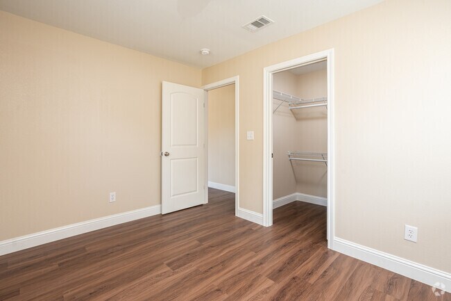 Melrose - Leacrest Duplexes Apartments - Arlington, TX | ForRent.com