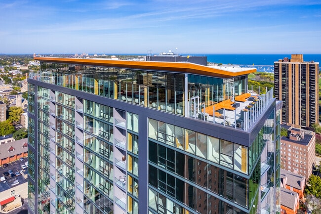 Ascent Apartments - Milwaukee, WI | ForRent.com