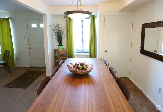 Middletown Trace Apartments - Langhorne, PA | ForRent.com