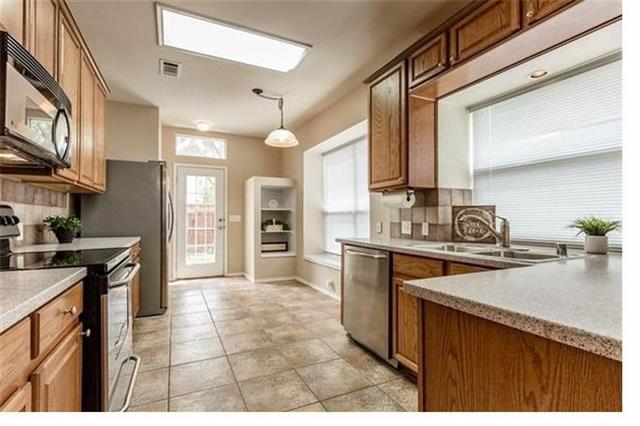 11345 Chaucer Dr Townhome - Townhome Rental in Frisco TX | ForRent.com