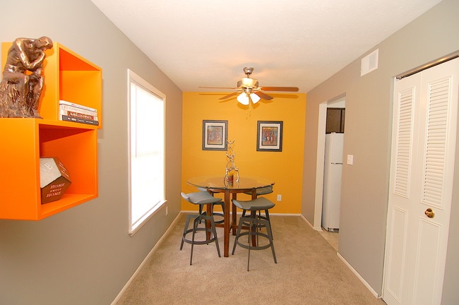 Abney Lake Apartments For Rent in Indianapolis, IN | ForRent.com