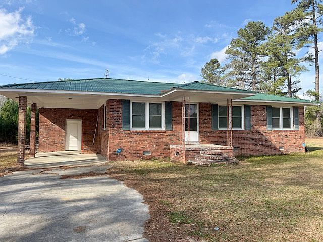 Houses for Rent with a Patio in Kingstree SC - 1 Houses | ForRent.com