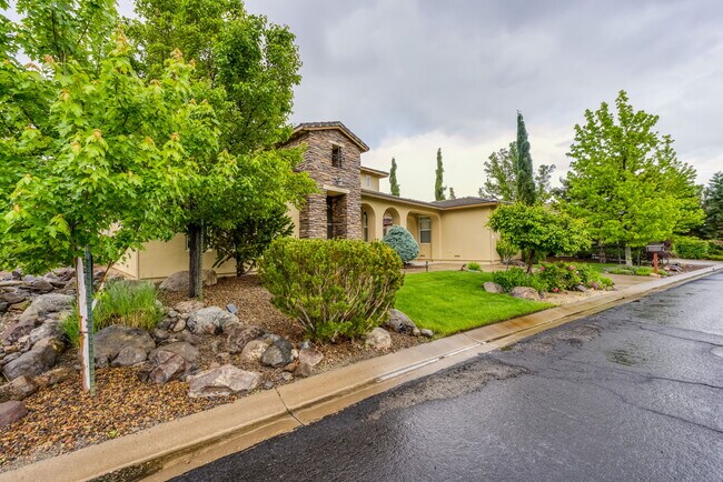 10170 Vía Como - House Rental in Reno, NV | ForRent.com