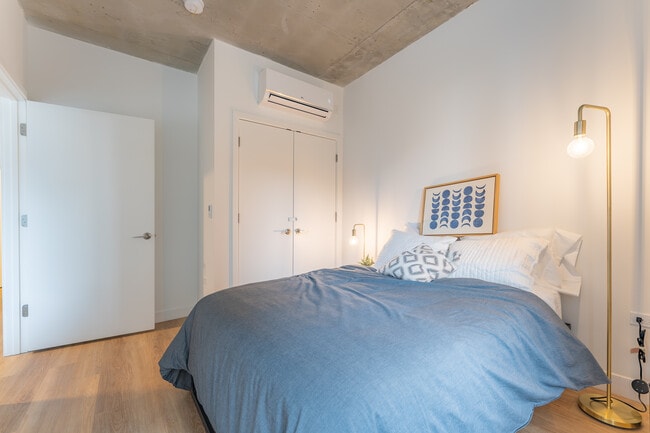 University of Illinois at Chicago | Off-Campus Housing Search