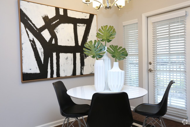 Park Rowe Apartments - Perkins Rowe For Rent in Baton Rouge, LA ...