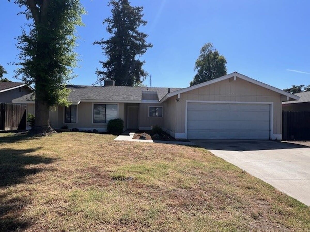 Coming Soon! House - House Rental in Visalia, CA | ForRent.com