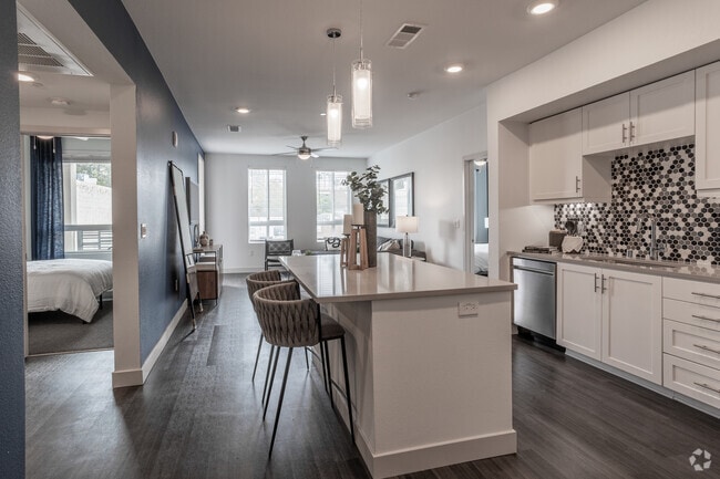 University of California Riverside | Off-Campus Housing Search