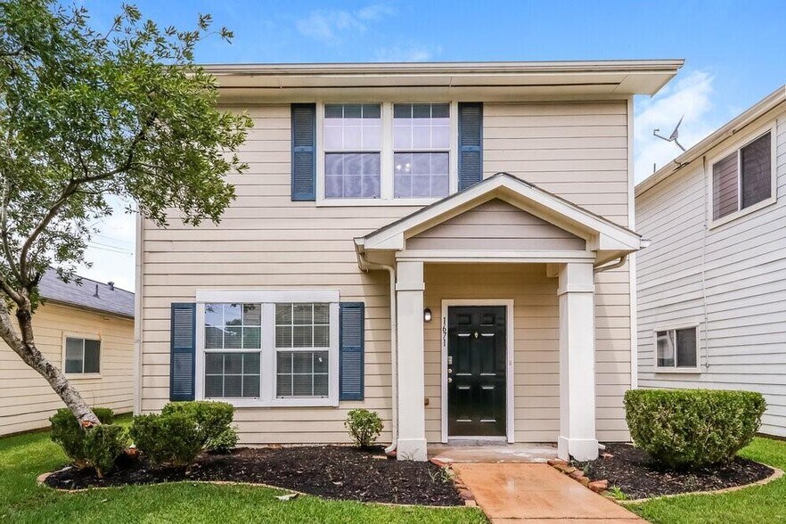 1671 Nichole Woods Dr - House for Rent in Houston, TX | ForRent.com