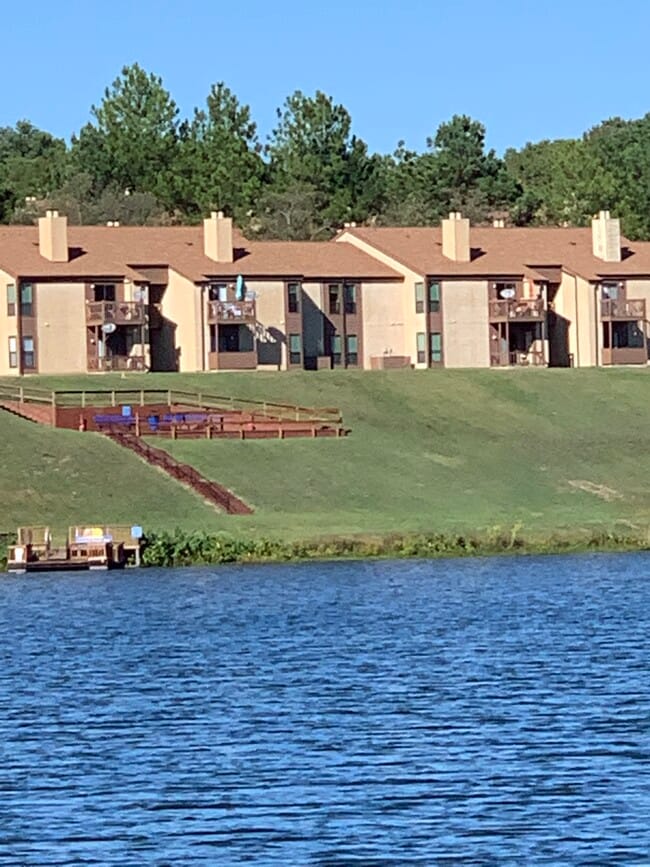 Grand Point Bay Apartments