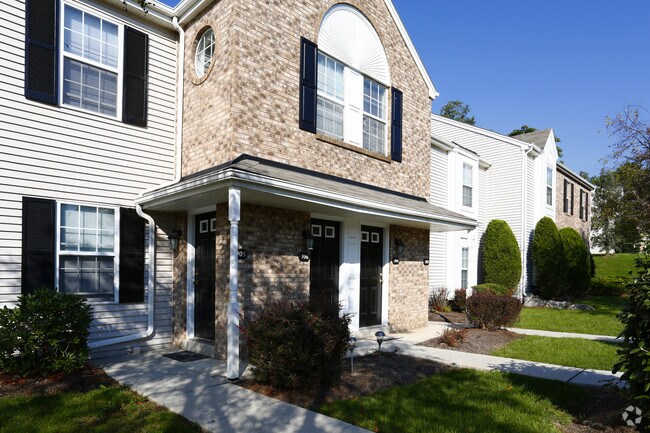 Hamilton Park Apartments - Harrisburg, PA | ForRent.com