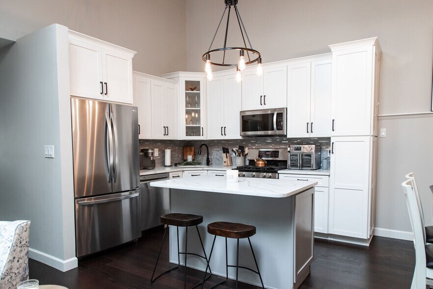 2702 Lindsley Rd Unit 2702 - Condo for Rent in Bridgewater, NJ ...
