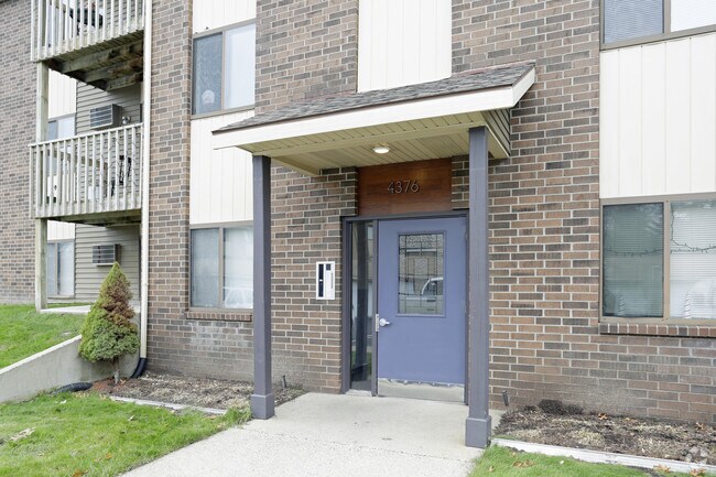 Wimbledon Apartments - Grandville, MI | ForRent.com