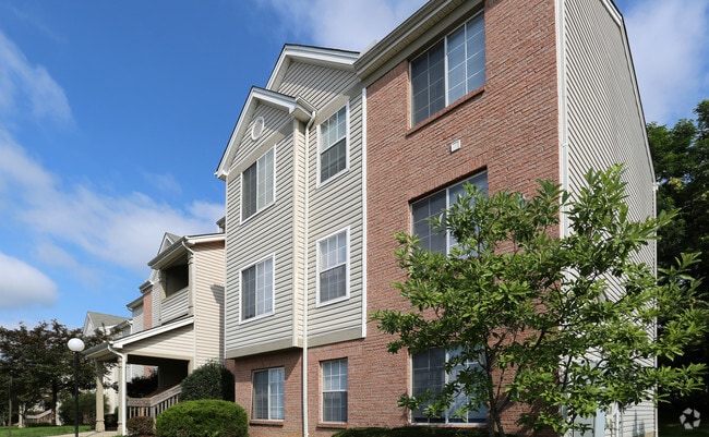 Pinnacle Pointe Apartments For Rent in Cincinnati, OH | ForRent.com