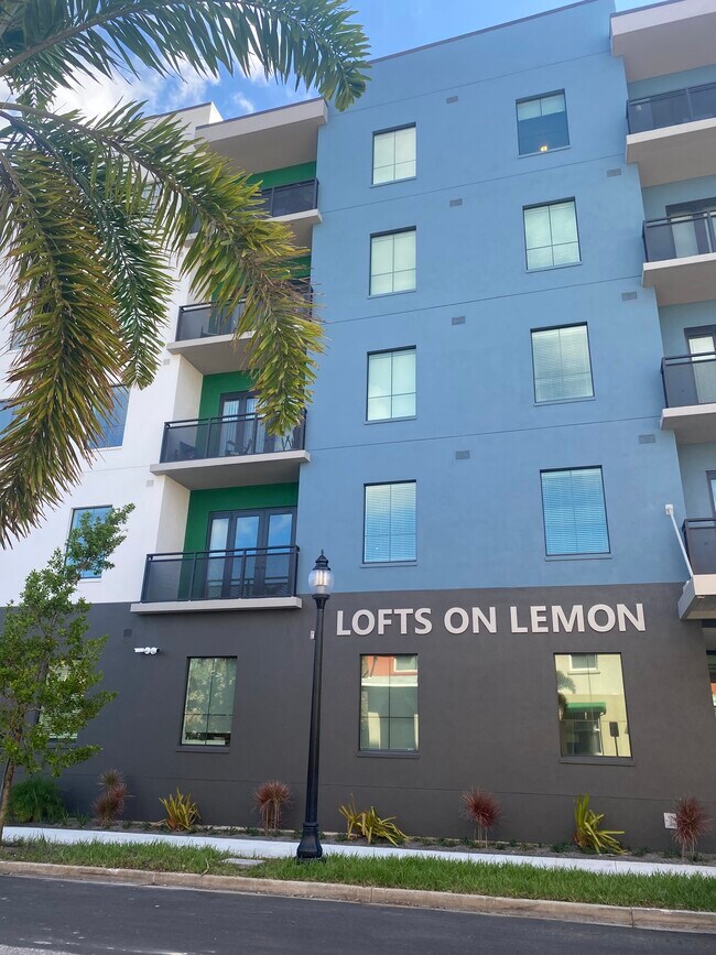 Lofts on Lemon - Sarasota, FL | ForRent.com