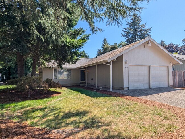 Fantastic 3-Bedroom, 2-Bath Home In the Ri... - House Rental in Eugene ...