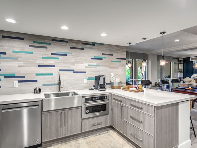 University of California, San Diego | Off-Campus Housing Search