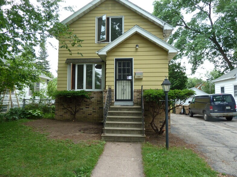 3213 Thorp St - House for Rent in Madison, WI | ForRent.com
