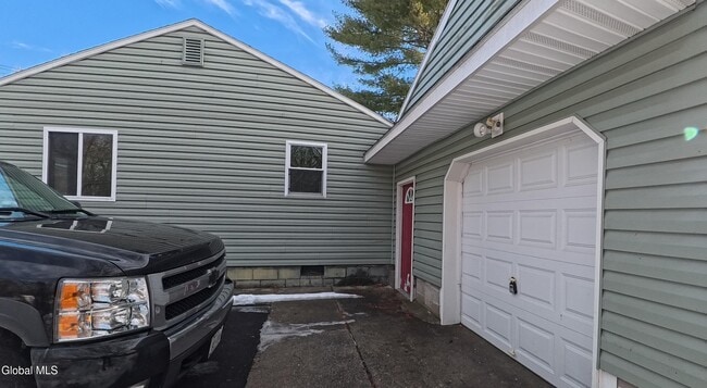 190 Church Rd Off-Campus Housing, Albany, NY