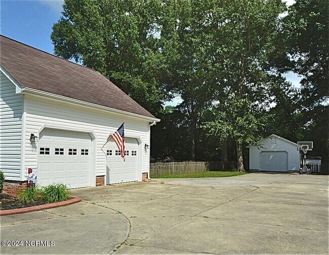 121 Kemberly Ct - House Rental in Jacksonville, NC | ForRent.com