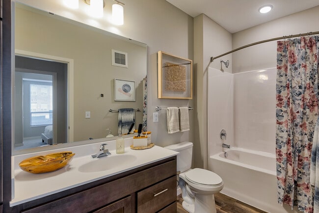 Lyra Apartments For Rent in Coon Rapids, MN | ForRent.com