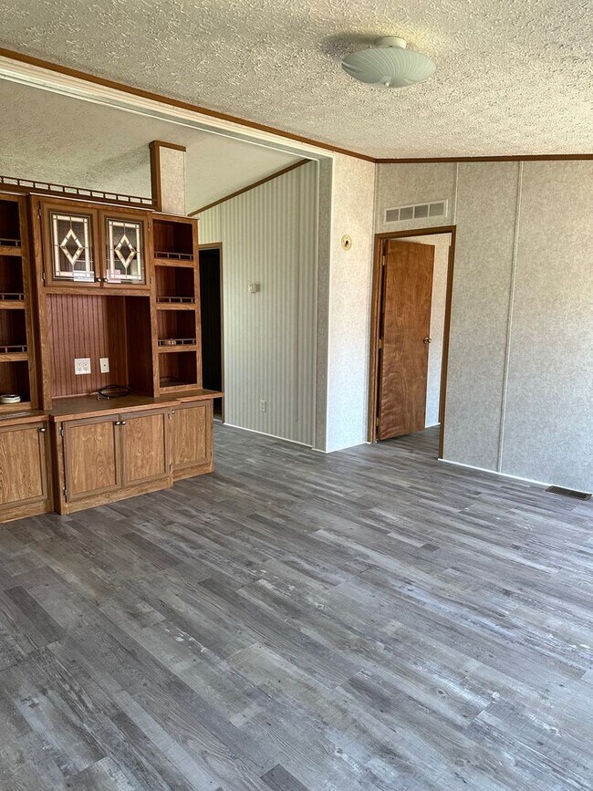 Centrally Located 3 BD 2 BA Modular Home - House Rental in Bozeman, MT ...
