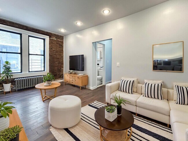 14 Thayer St Unit 3A - New York, NY | ForRent.com