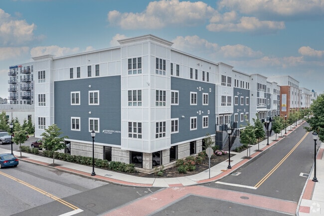 Soundview Landing Apartments - Norwalk, CT | ForRent.com