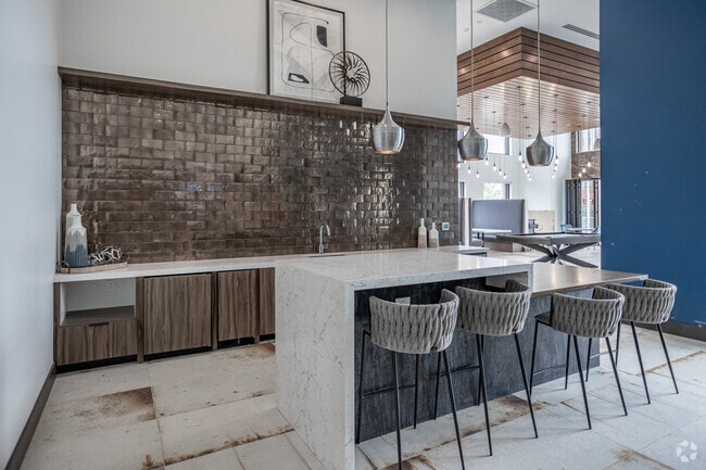 University of California Riverside | Off-Campus Housing Search