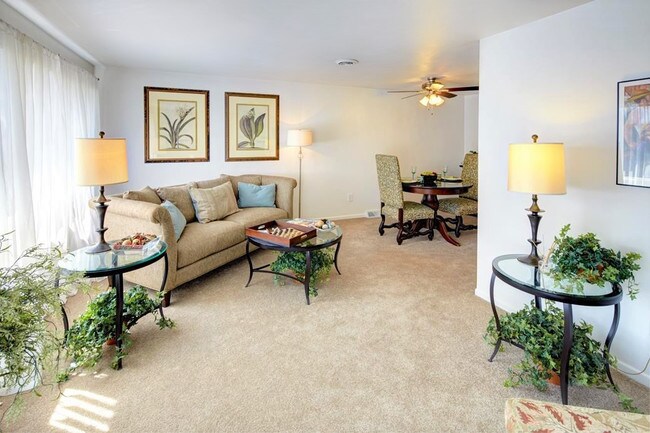 Summit Chase Apartments For Rent in Endicott, NY | ForRent.com