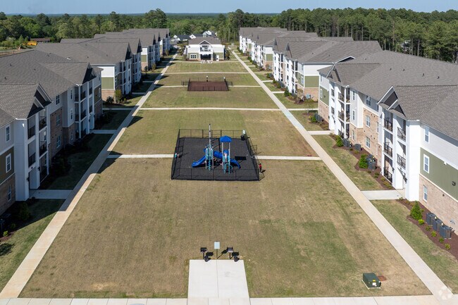 South Pointe at Wayside Apartments - Raeford, NC | ForRent.com