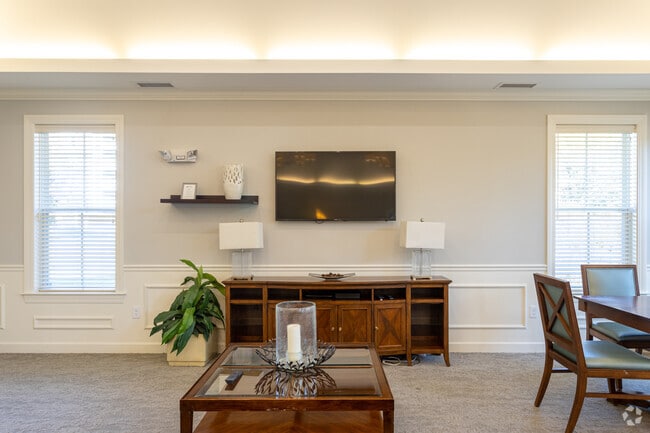 Timberwood Commons Apartments - Lebanon, NH | ForRent.com