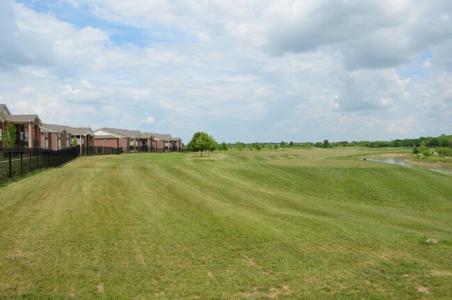 The Fairways at Grand Summit I/II Apartments - Grandview, MO | ForRent.com