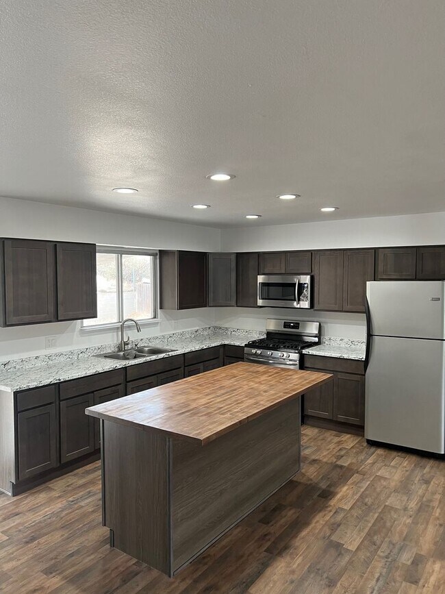 Cute Ranch Style Home In Antelope Village! - House Rental in Prescott ...