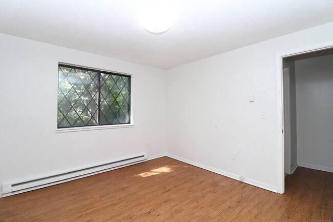 2 Branch Rd Unit APT 3G - Condo for Rent in Thomaston, CT | ForRent.com