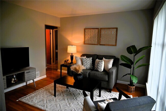 3741 Courtois St House - House Rental in St. Louis, MO | ForRent.com