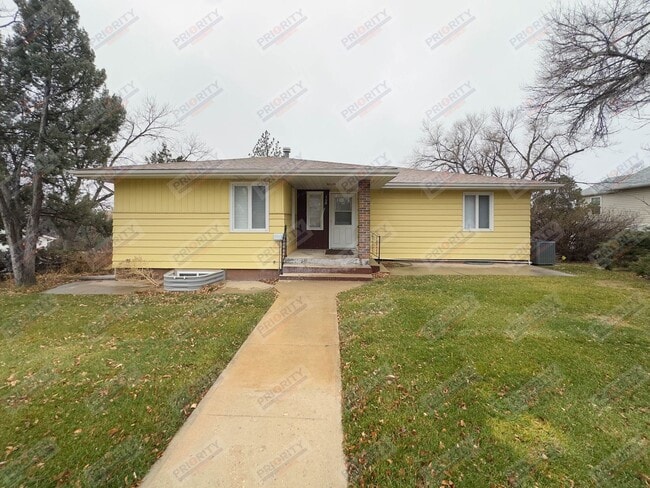 Updated Downtown Ranch with Mother-in-Law Suite Off-Campus Housing ...