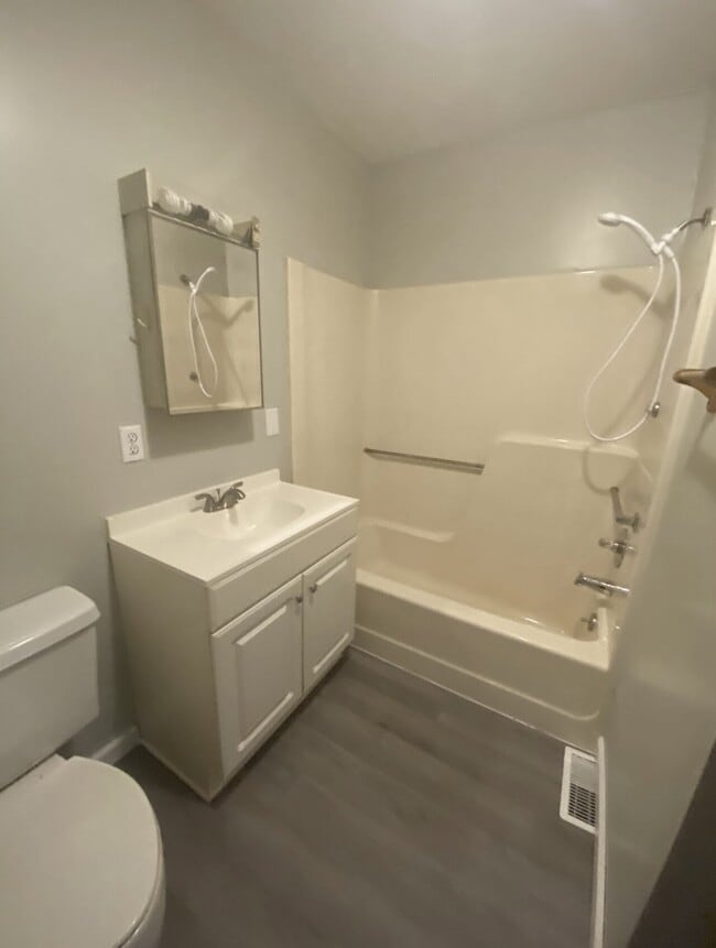 Clemens’s unit B Unit B - Condo for Rent in Jamestown, OH | ForRent.com