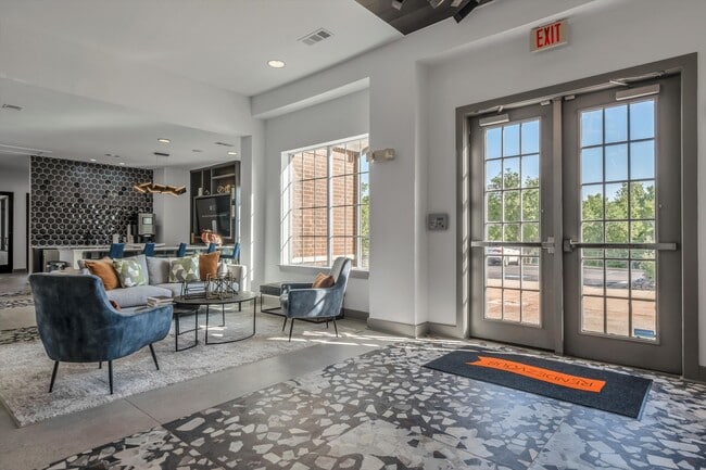 Rendezvous Apartments | UCO Off-Campus Housing Website | Off-Campus Housing Search