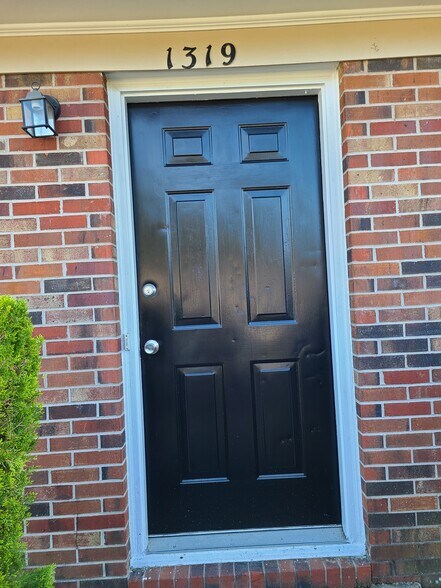 1319 Bostian Dr Unit 1319 - Apartment for Rent | Fayetteville, NC ...