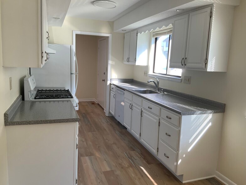155 Beacon Hill Common Unit 155 - Condo for Rent in Beacon Falls, CT ...