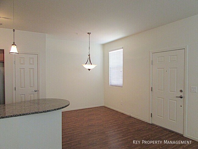 50 Aura de Blanco St Unit #5203 Off-Campus Housing, Henderson, NV