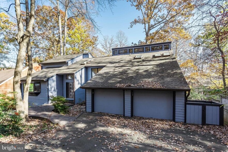 2024 Upper Lake Dr - House for Rent in Reston, VA | ForRent.com