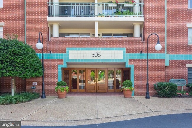 505 E Braddock Rd Condo Unit 205 - Condo for Rent in Alexandria, VA ...